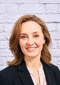 Gilbert Stephens welcomes Peta Shanks to the Crediton Office - Gilbert ...